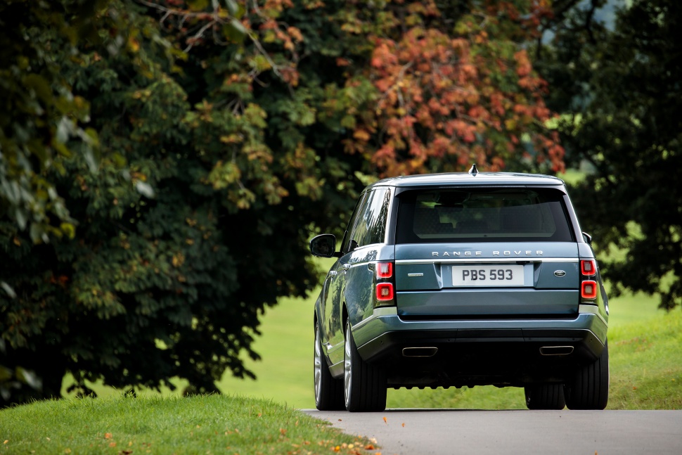 Land Rover Range Rover technical specifications and fuel economy